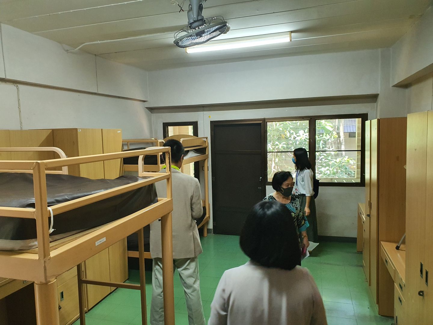 ส่วนพัฒนานักศึกษา มฟล. เชิญตัวแทนสำนักวิชาและหน่วยงานที่เกี่ยวข้อง ร่วมตรวจหอพักเพื่อเตรียมความ ...