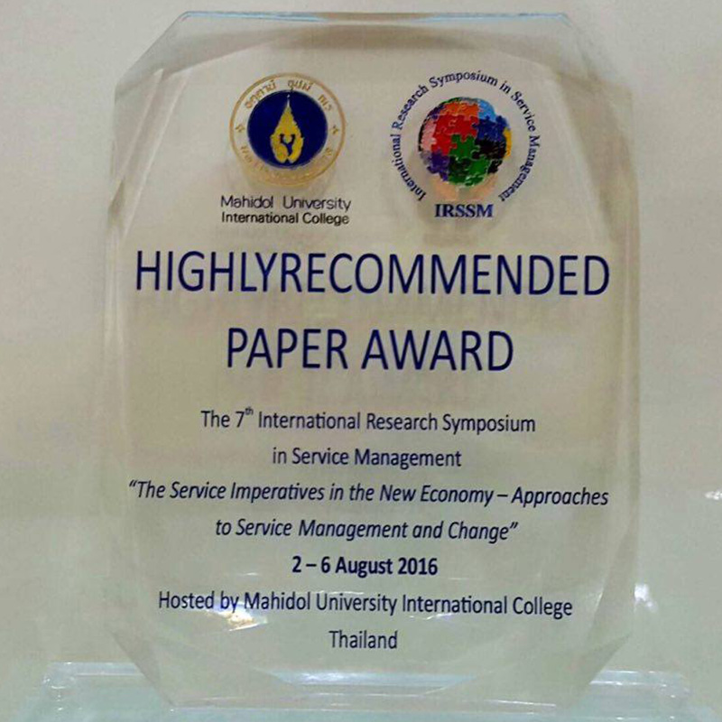 Dr. Chai Ching Tan อาจารย์สำนักวิชาการจัดการ รับ 2 รางวัลผลงานวิจัย ...